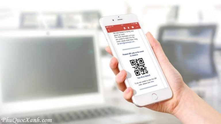 Vé QR code là gì ? Có nên mua vé QR code hay không